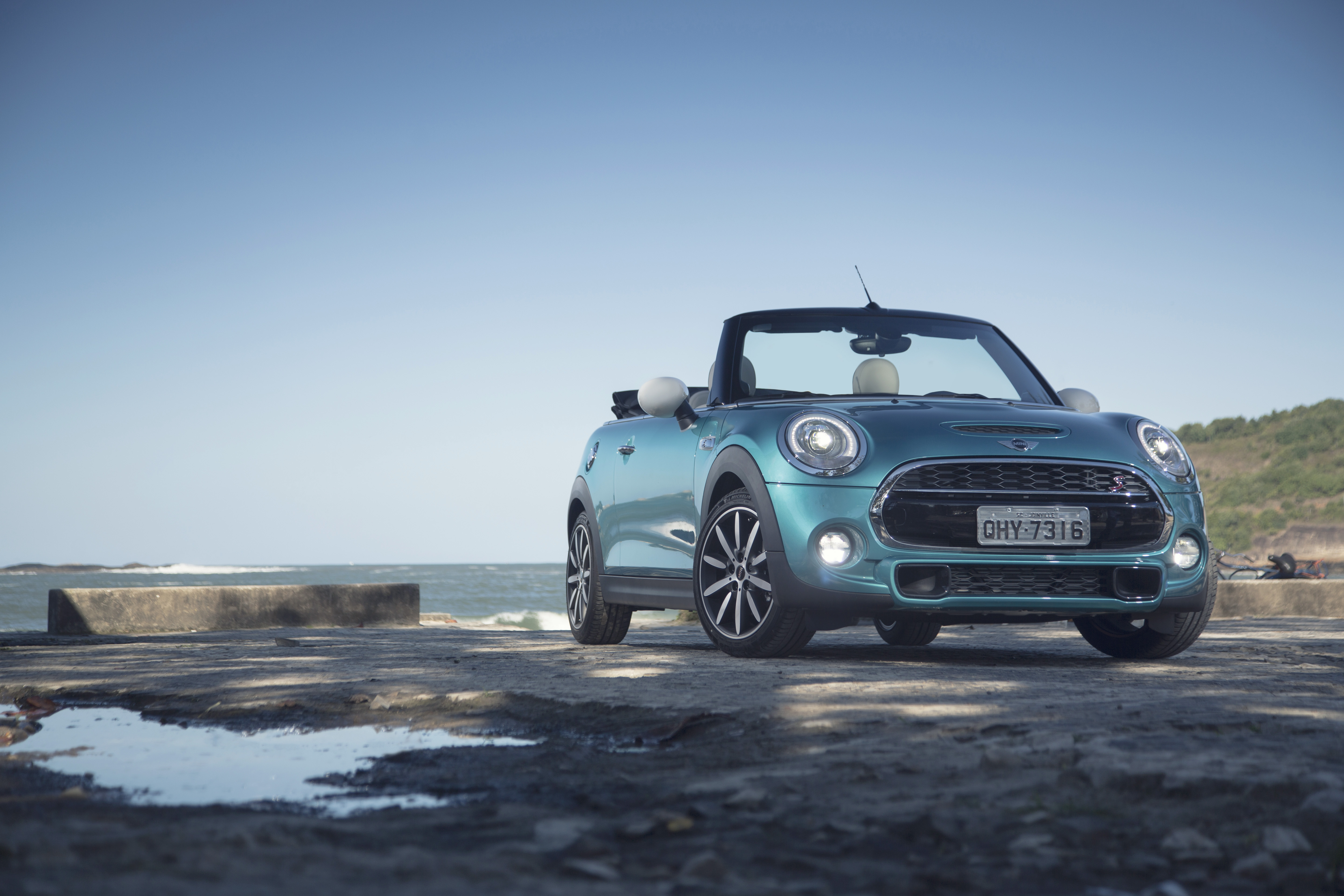 Novo MINI Cabrio chega por R$ 164.950