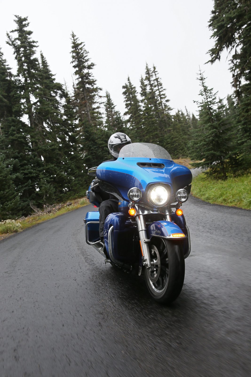 Novo motor Harley-Davidson vibra menos e agrada