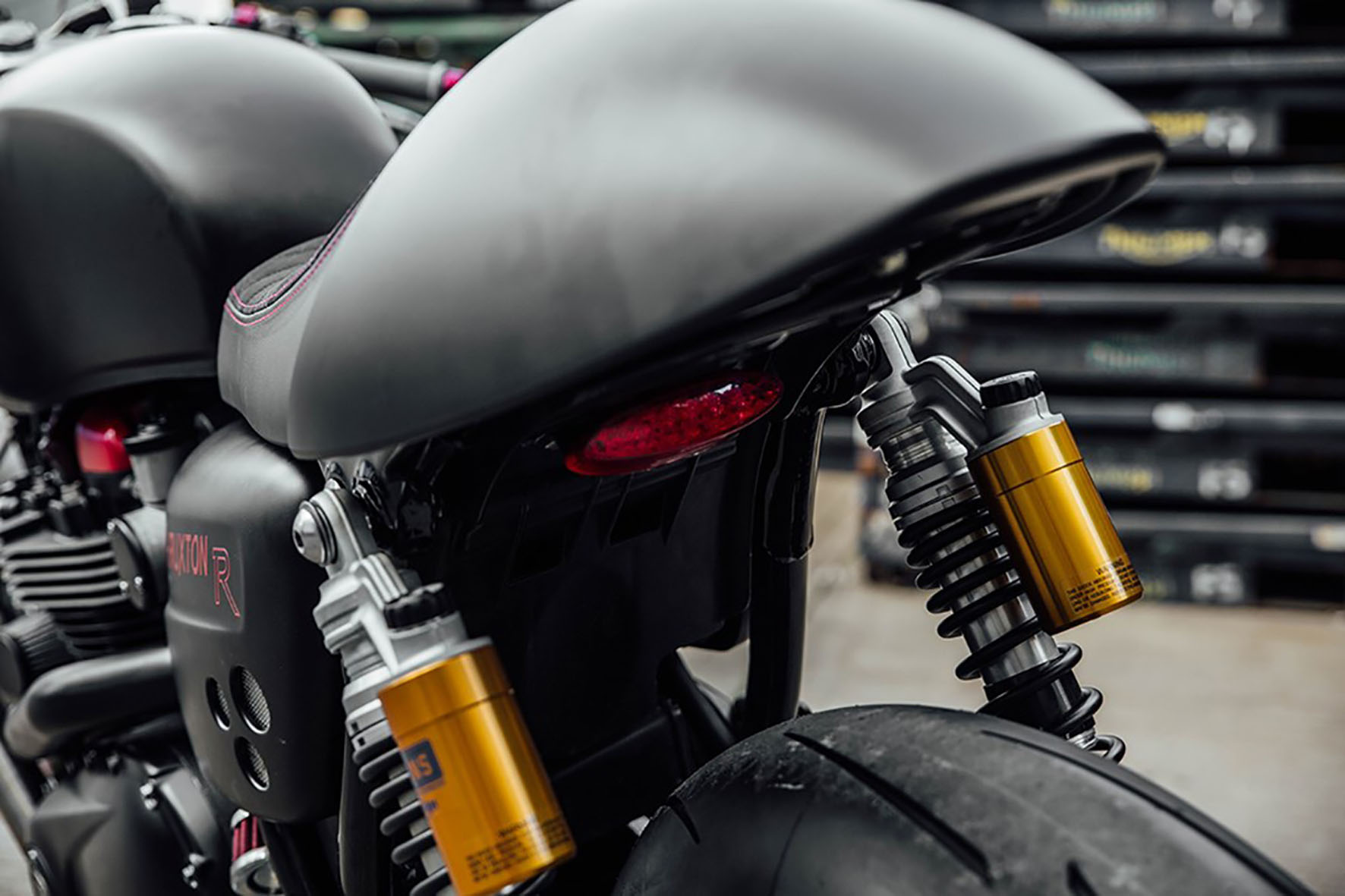 Triumph Thruxton ganha motor turbo para festival