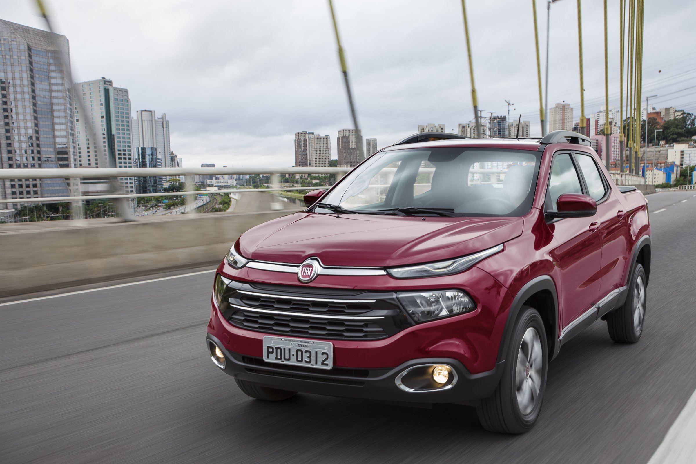 Fiat Toro com motor Tigershark chega por R$ 98.730