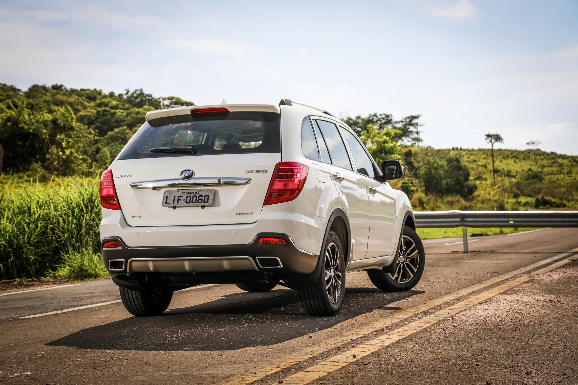 Enfim, Lifan X60 CVT chega ao Brasil por R$ 77.990