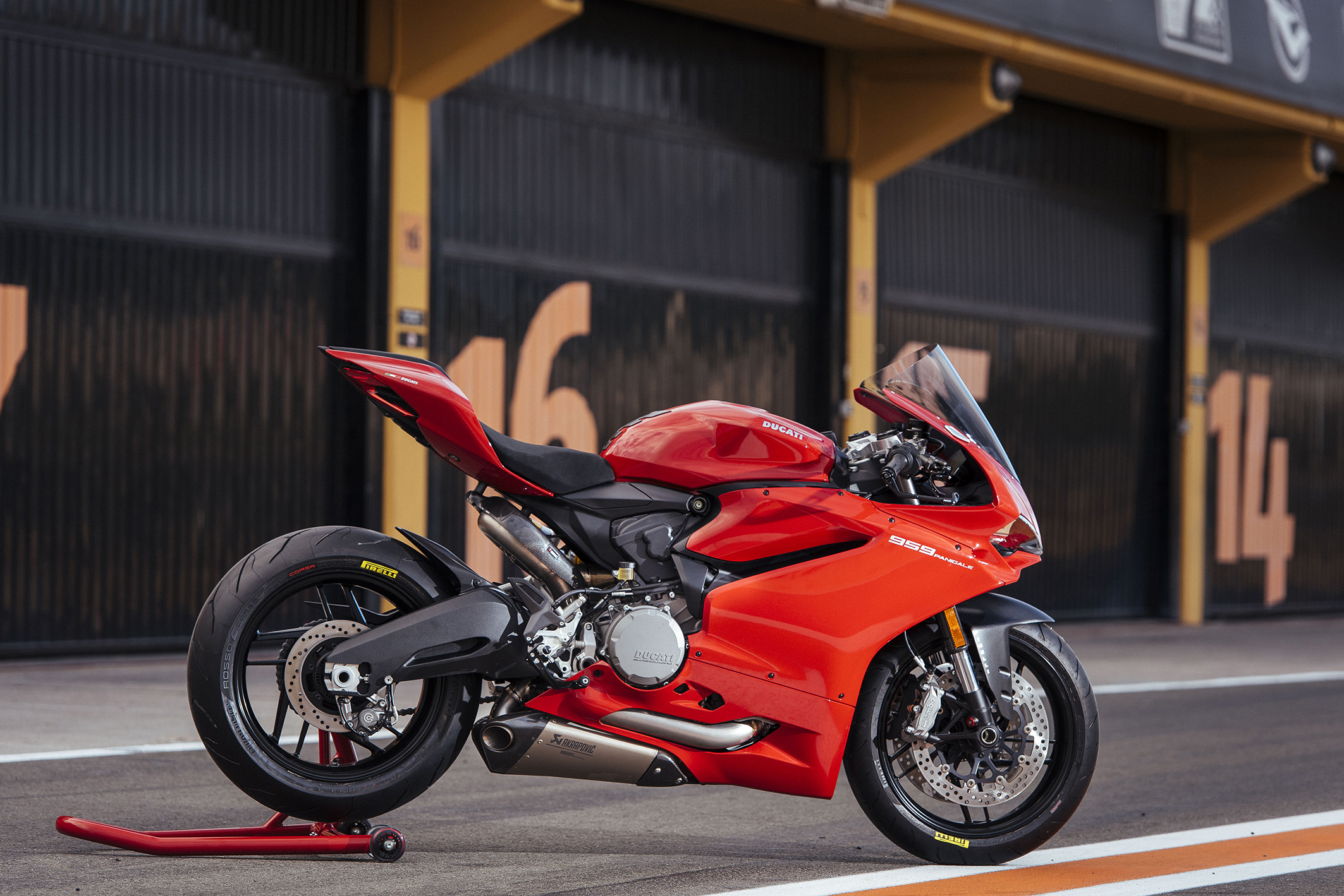 Ducati lança série limitada da Panigale 959
