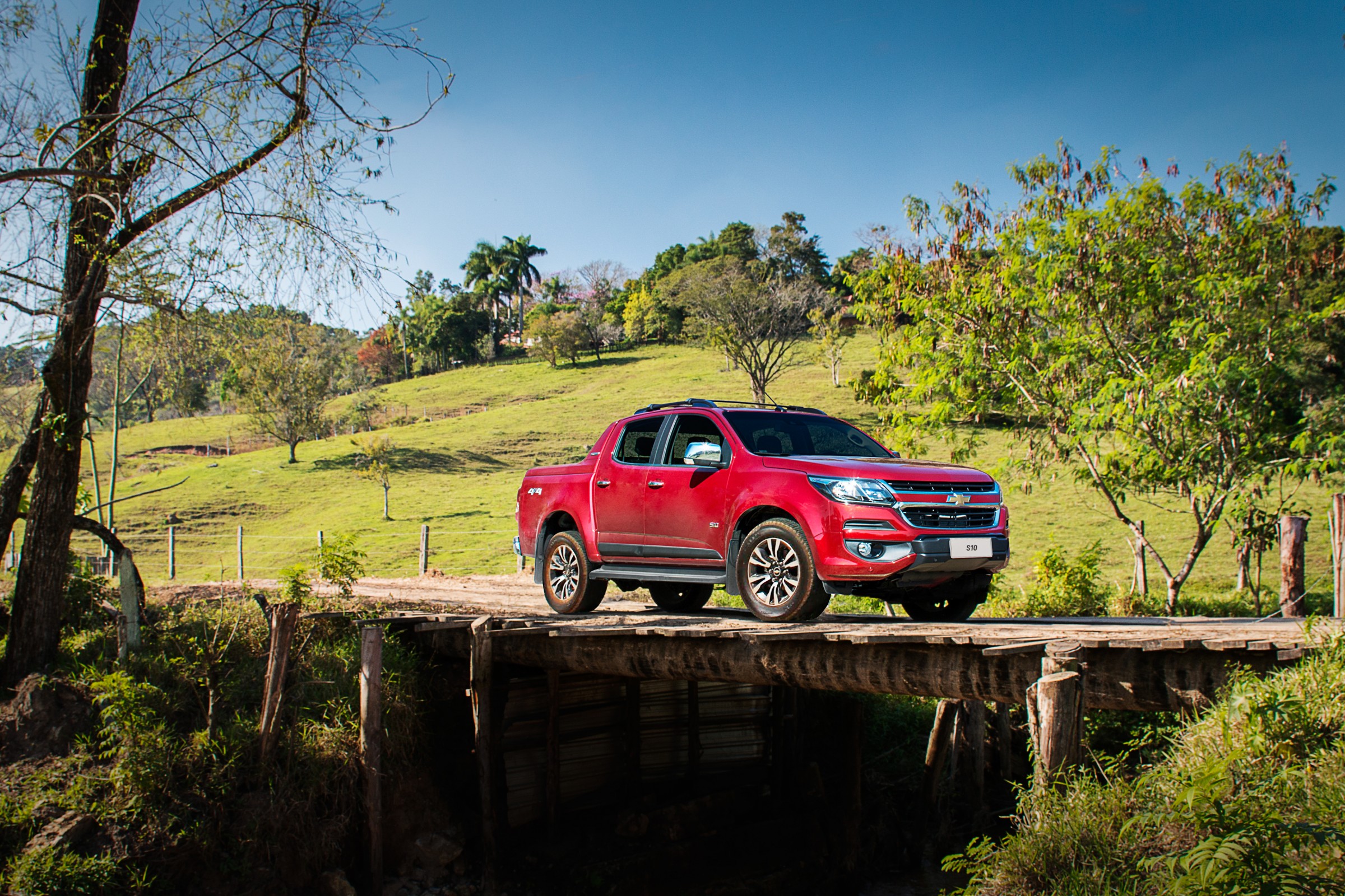 Ford Ranger Storm x Chevrolet S10: qual é melhor?