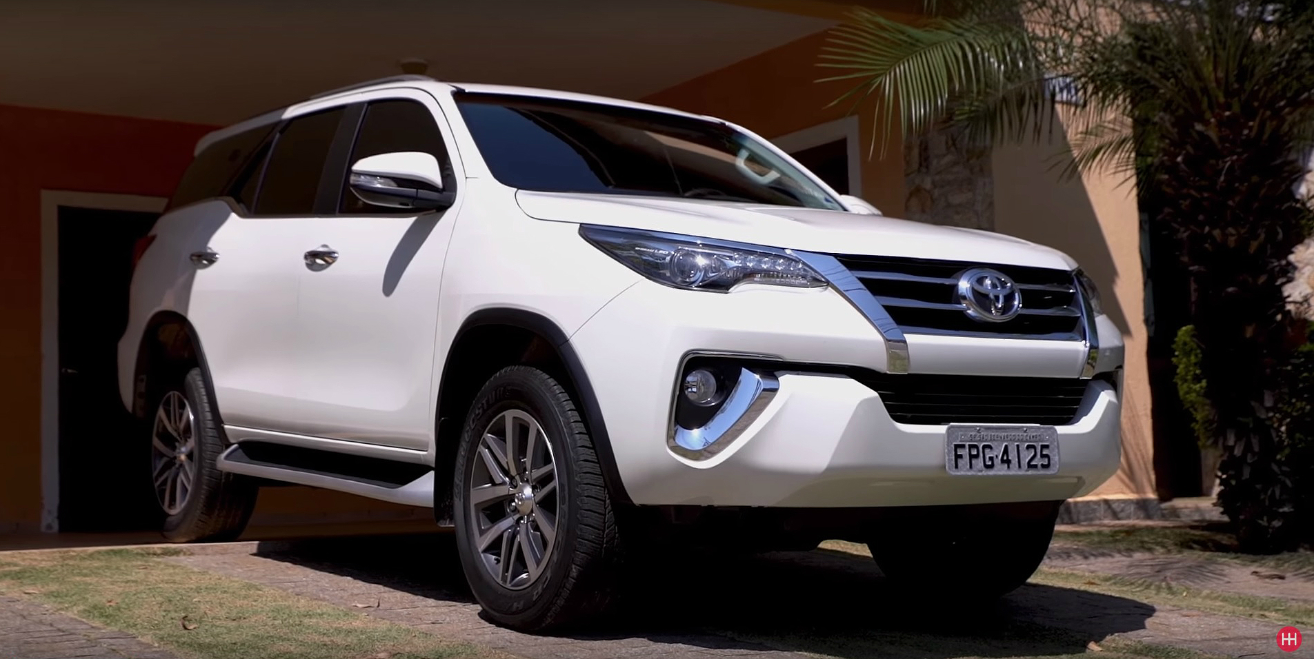Vídeo: Avaliação Toyota Hilux SW4
