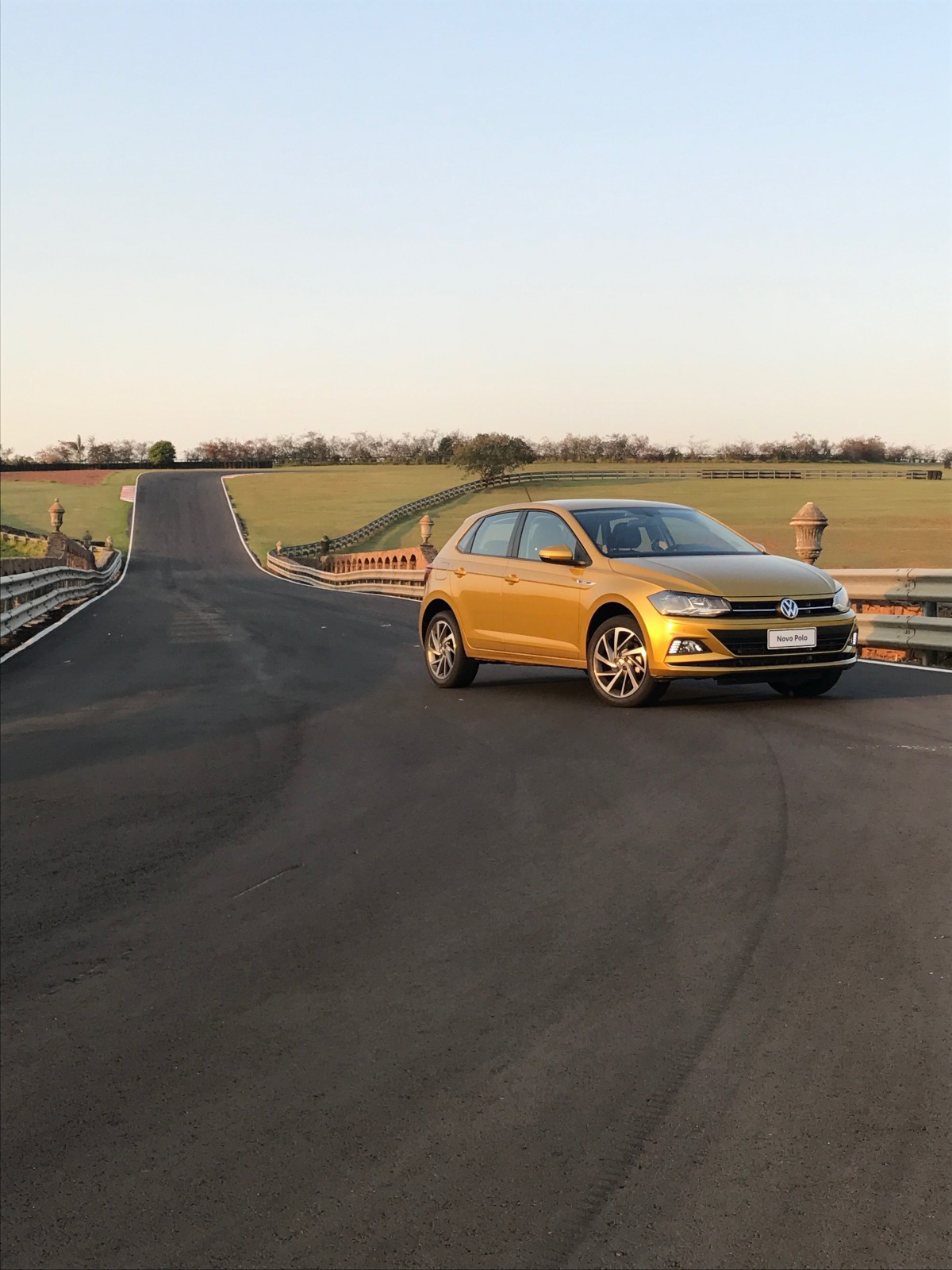 Volkswagen Polo e Virtus terão versão exclusiva para PcD