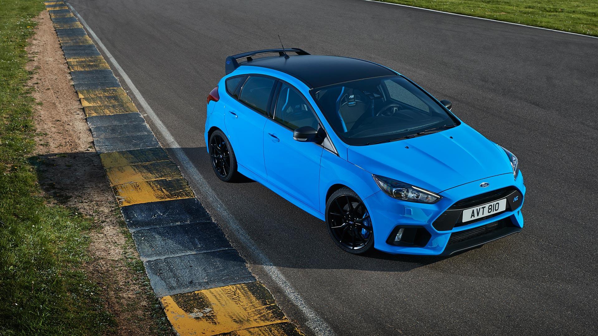 Ford prepara novo Focus RS com sistema híbrido e mais de 400 cv