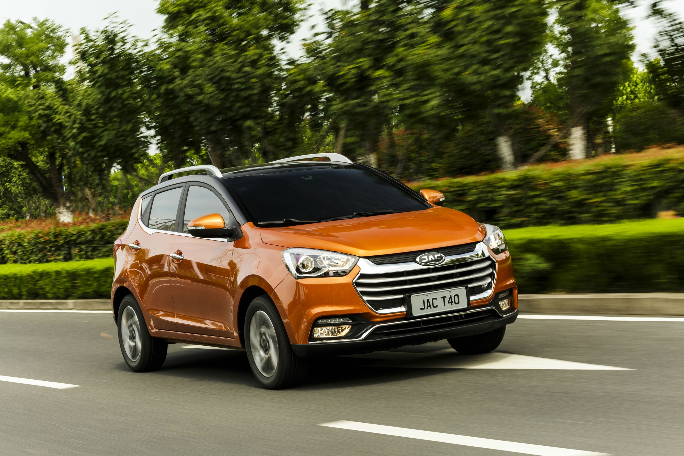 JAC lança T40 com câmbio CVT em 16 de abril