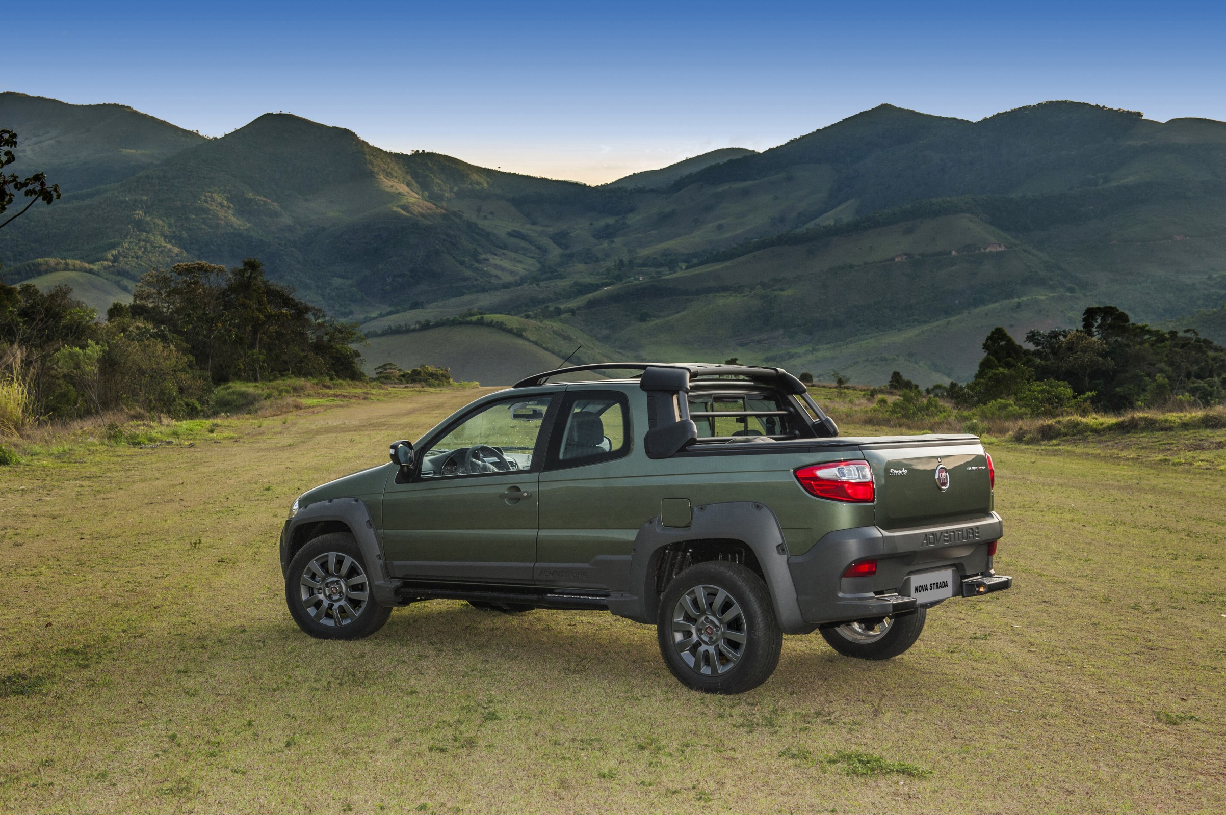 Fiat apresenta Strada 2018