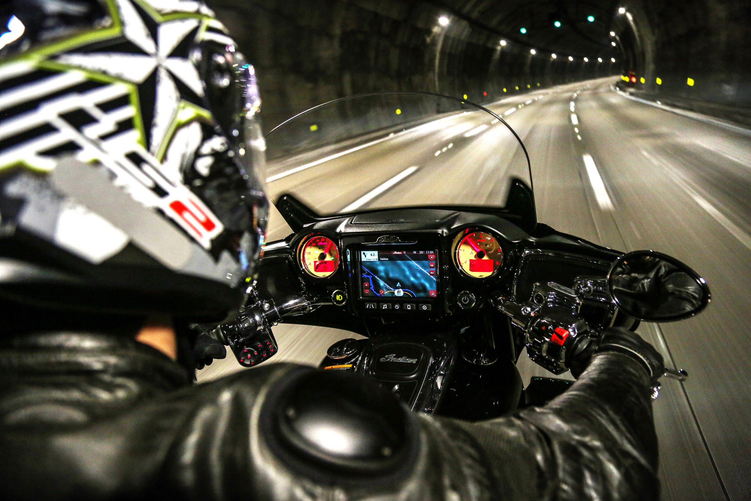 Ride Command é tablet que inclui a moto