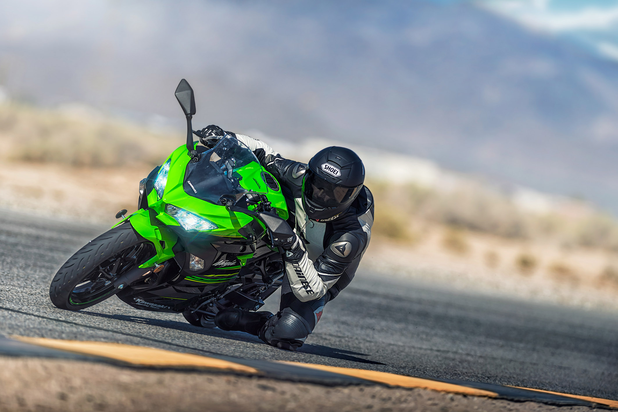 Nova Ninja 400 foi inspirada nas superesportivas