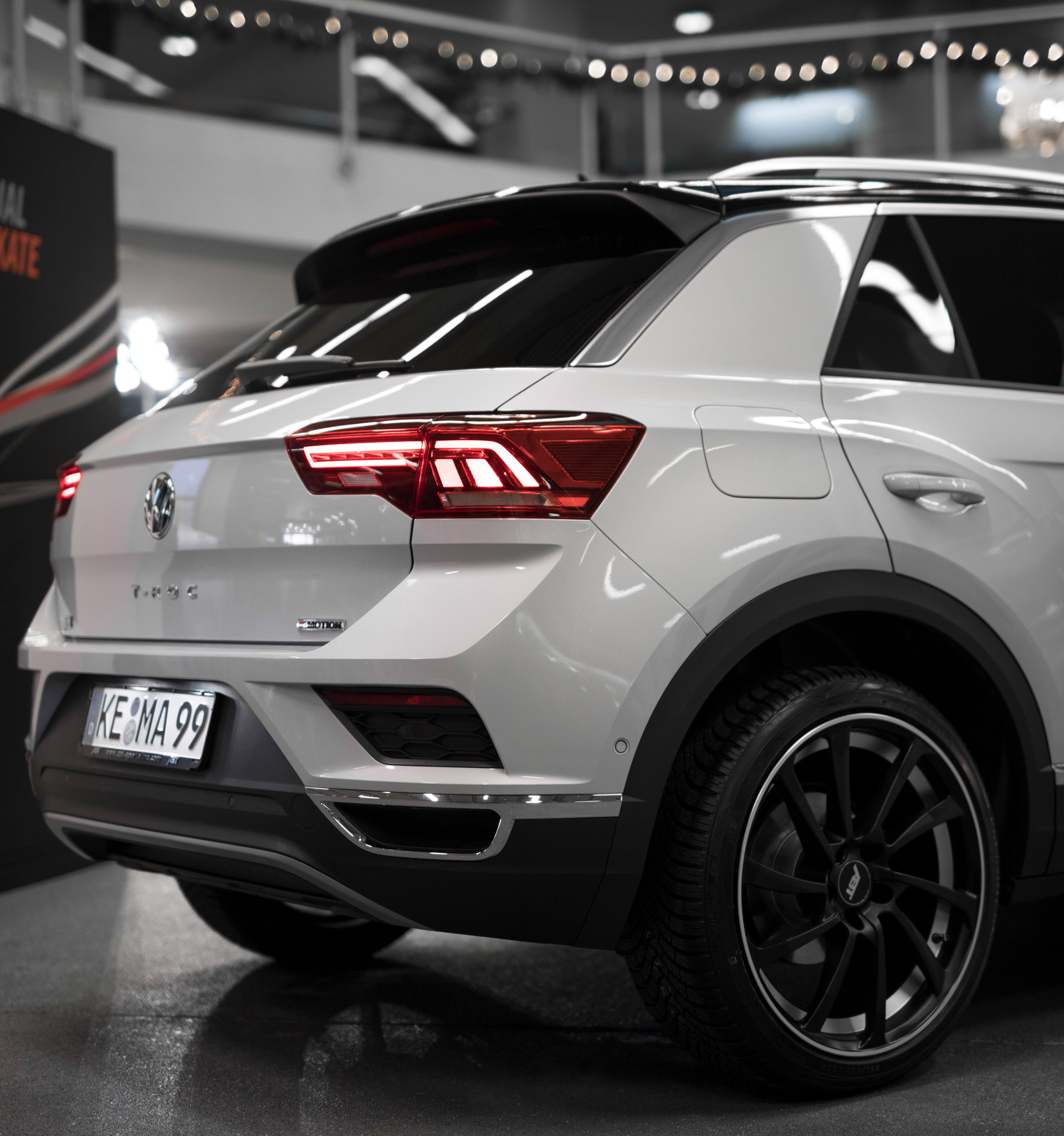 Volkswagen T-Roc supera potência do Golf GTI nas mãos da ABT