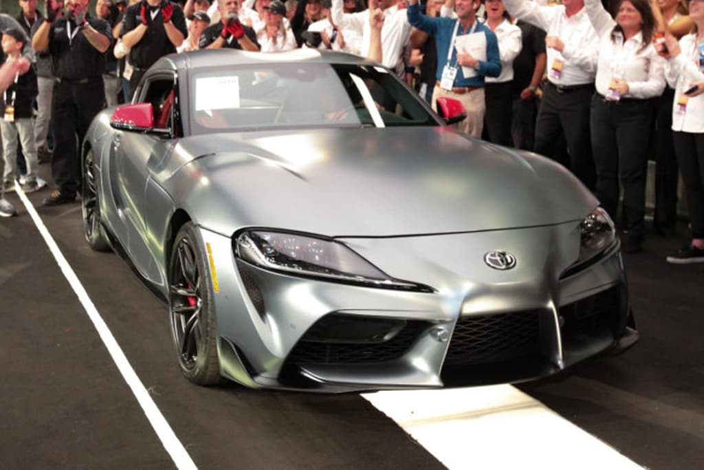 Toyota Supra nº 1 é leiloado por US$ 2,1 milhões
