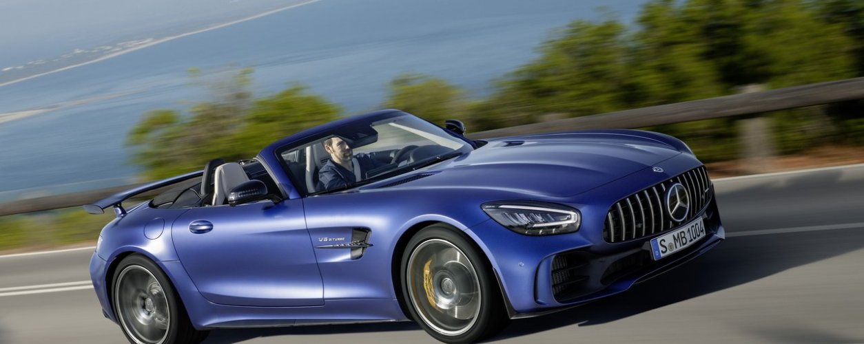 Mercedes-AMG GT R ganha versão conversível