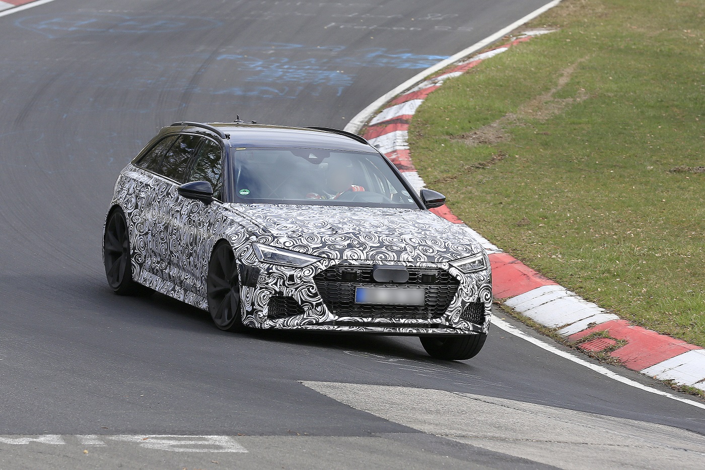 Audi RS6 Avant vai ter 100 cv a mais que atual geração