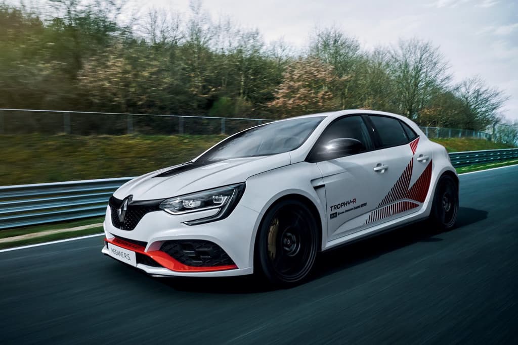 Renault Megane RS Trophy-R bate Honda Civic Type R