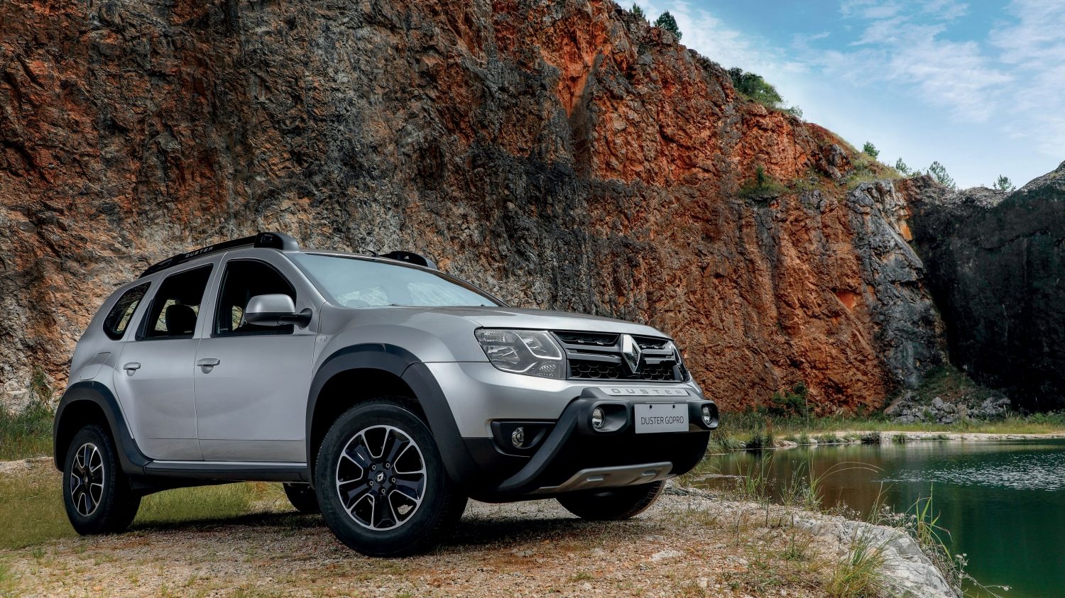 Duster ganha série especial com GoPro a bordo