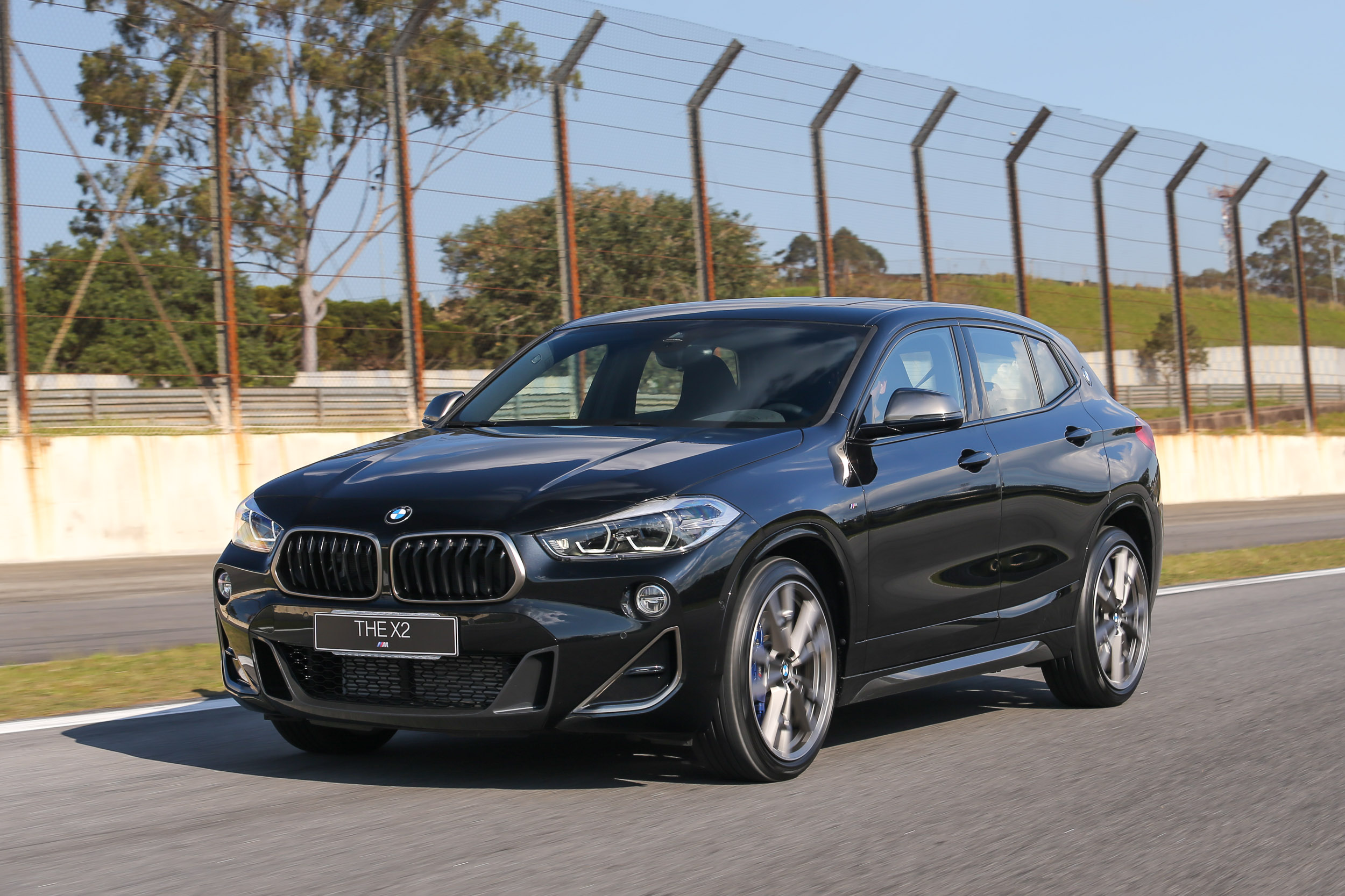 BMW mostra muitas (e boas) novidades para o Brasil