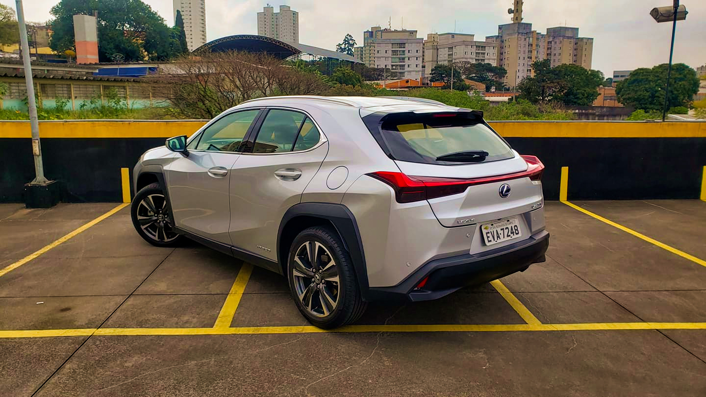 Teste: Lexus UX une alma de SUV a corpo de hatch