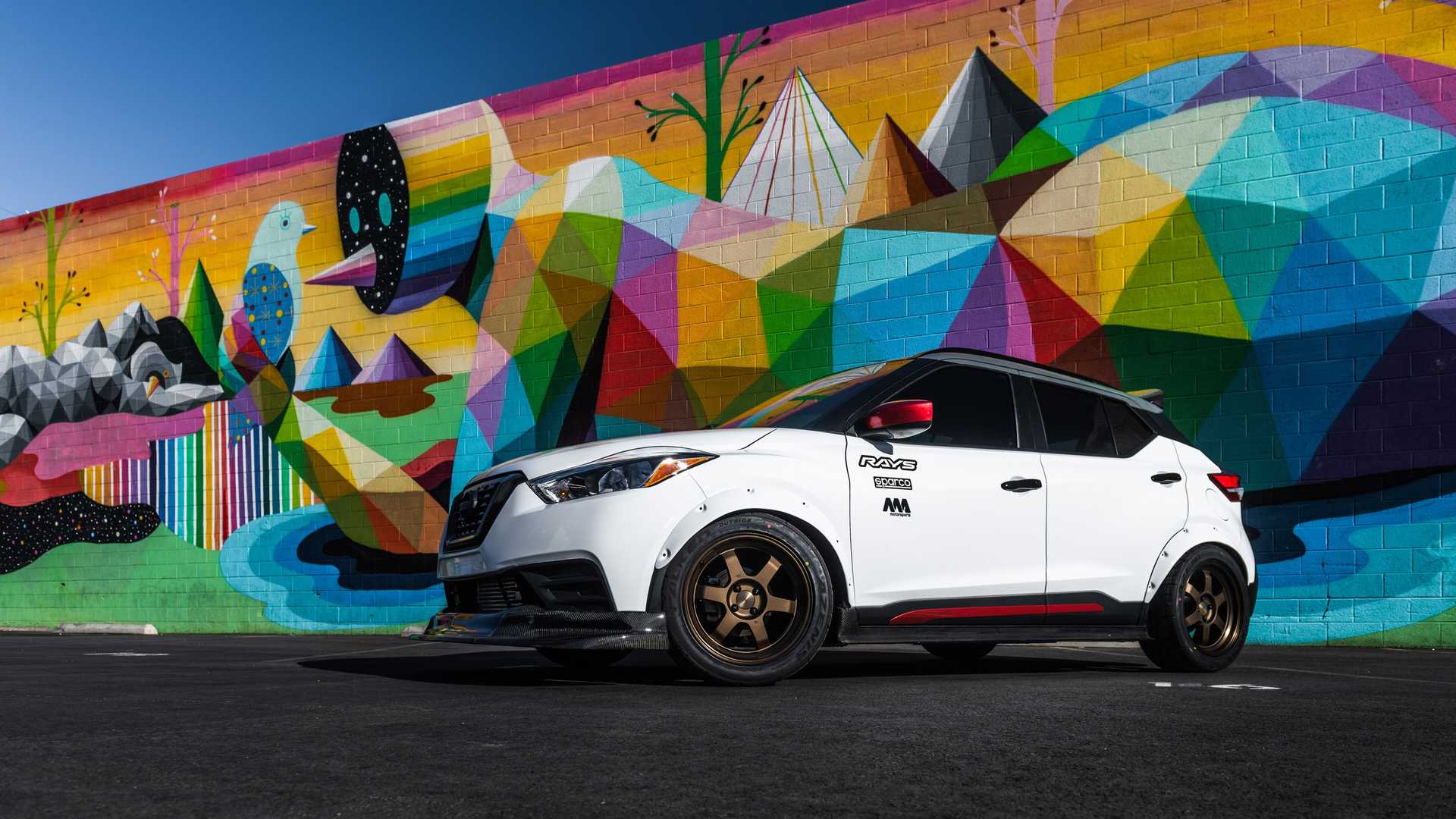 Nissan Kicks ganha visual de corrida e kit turbo