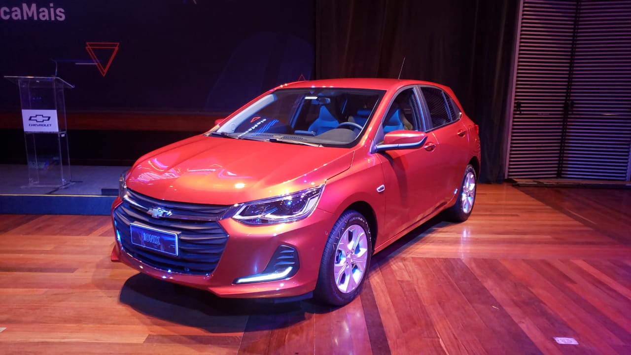 Chevrolet inicia vendas do novo Onix hatch