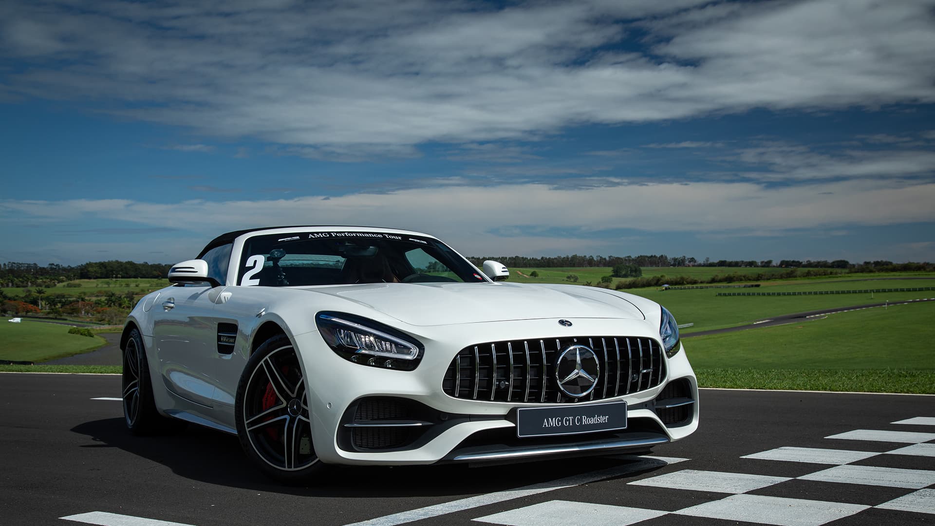 Mercedes lança 3 novos AMG: A35, GLC 63 e GT C