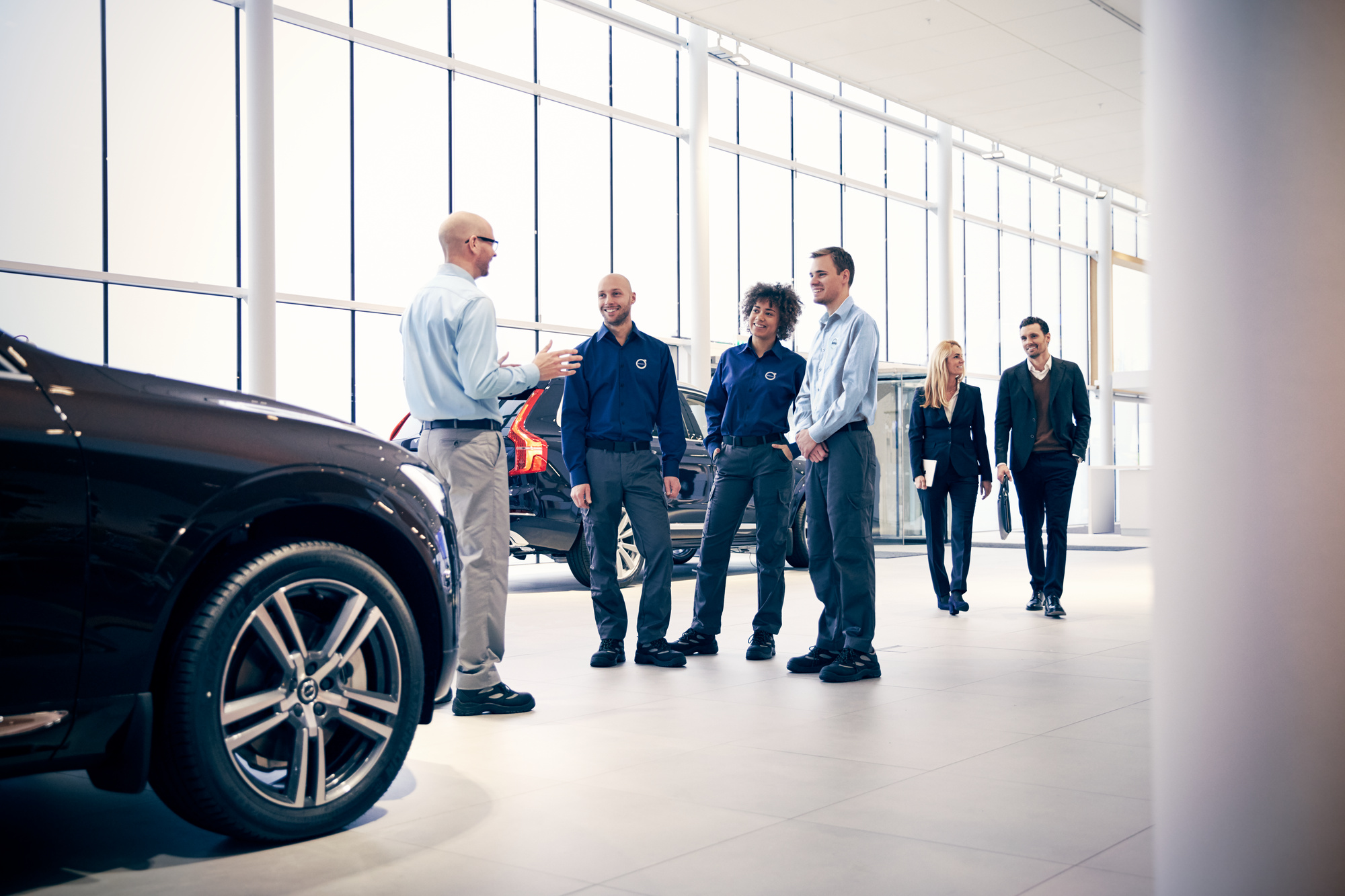 Volvo lança site com tour virtual pelos carros