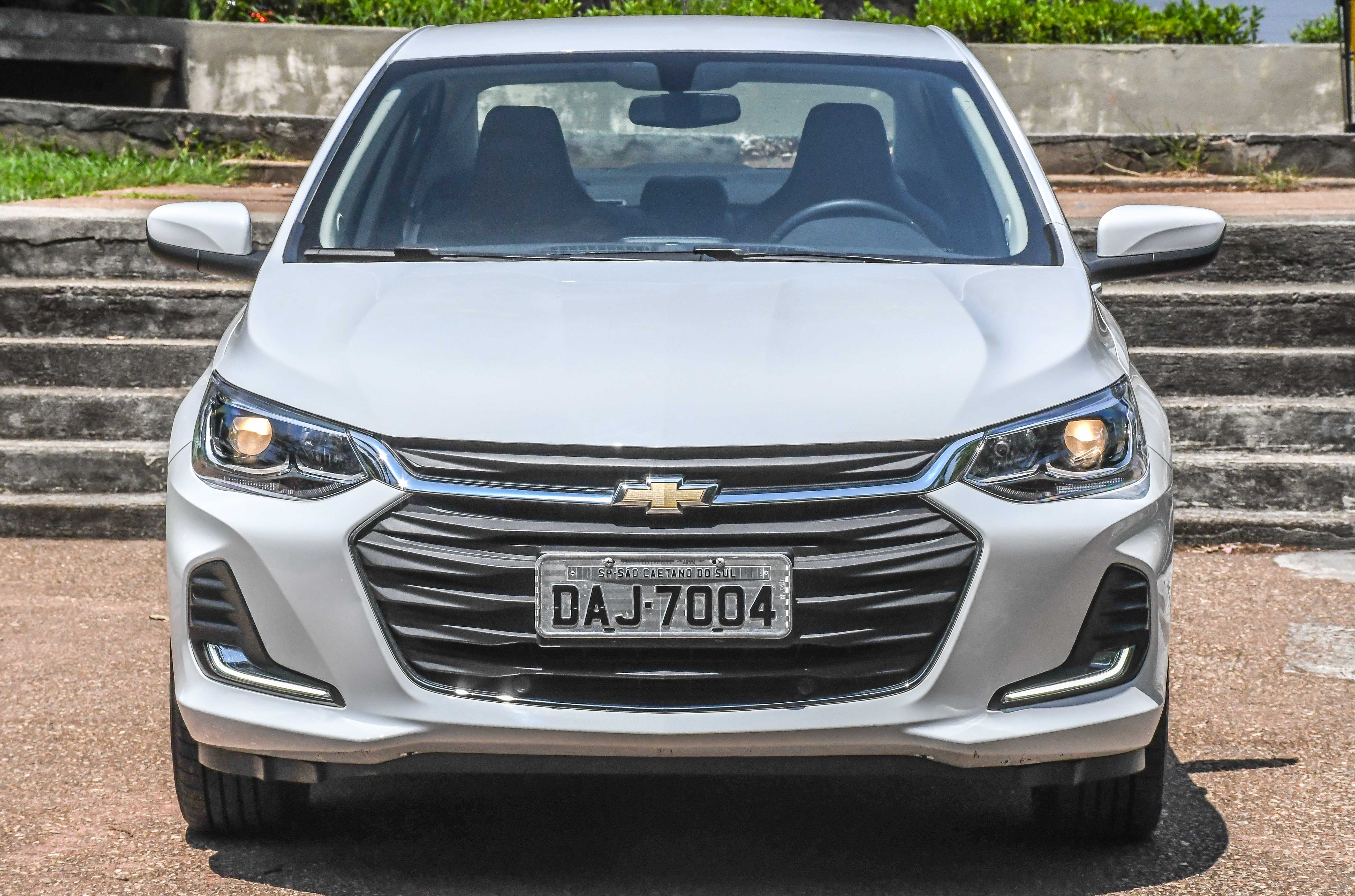 Onix Plus Premier é, hoje, o melhor sedã compacto