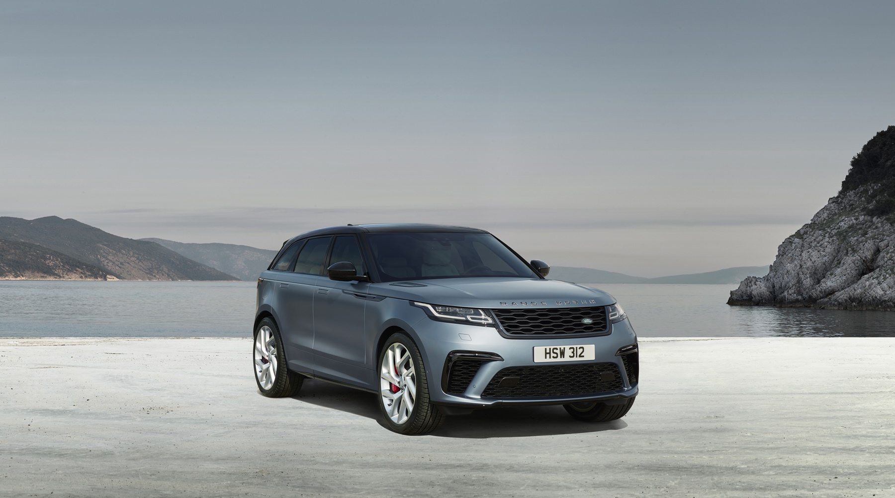 Range Rover Velar ganha versão top por R$ 565 mil