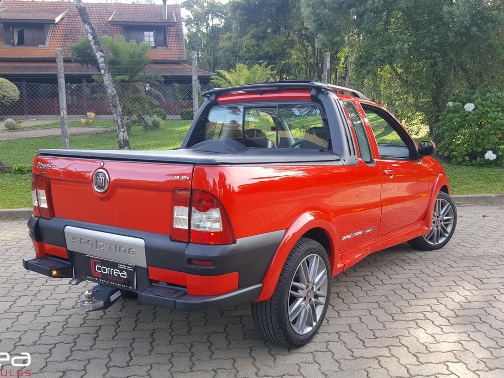 Achei na Webmotors: Fiat Strada Sporting