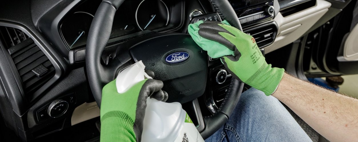 Ford lança serviço de desinfecção de veículos