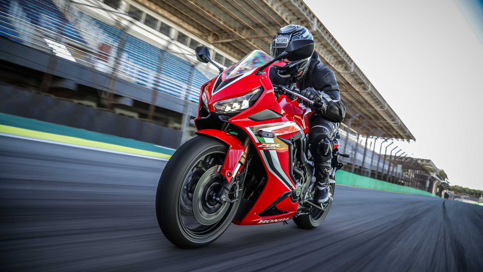 Honda lança a CB 650R 2020, a substituta da Hornet