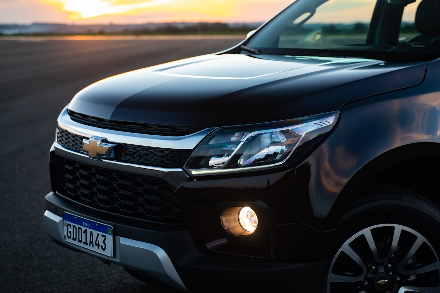 Redesenhada, Chevrolet S10 2021 ganha equipamentos