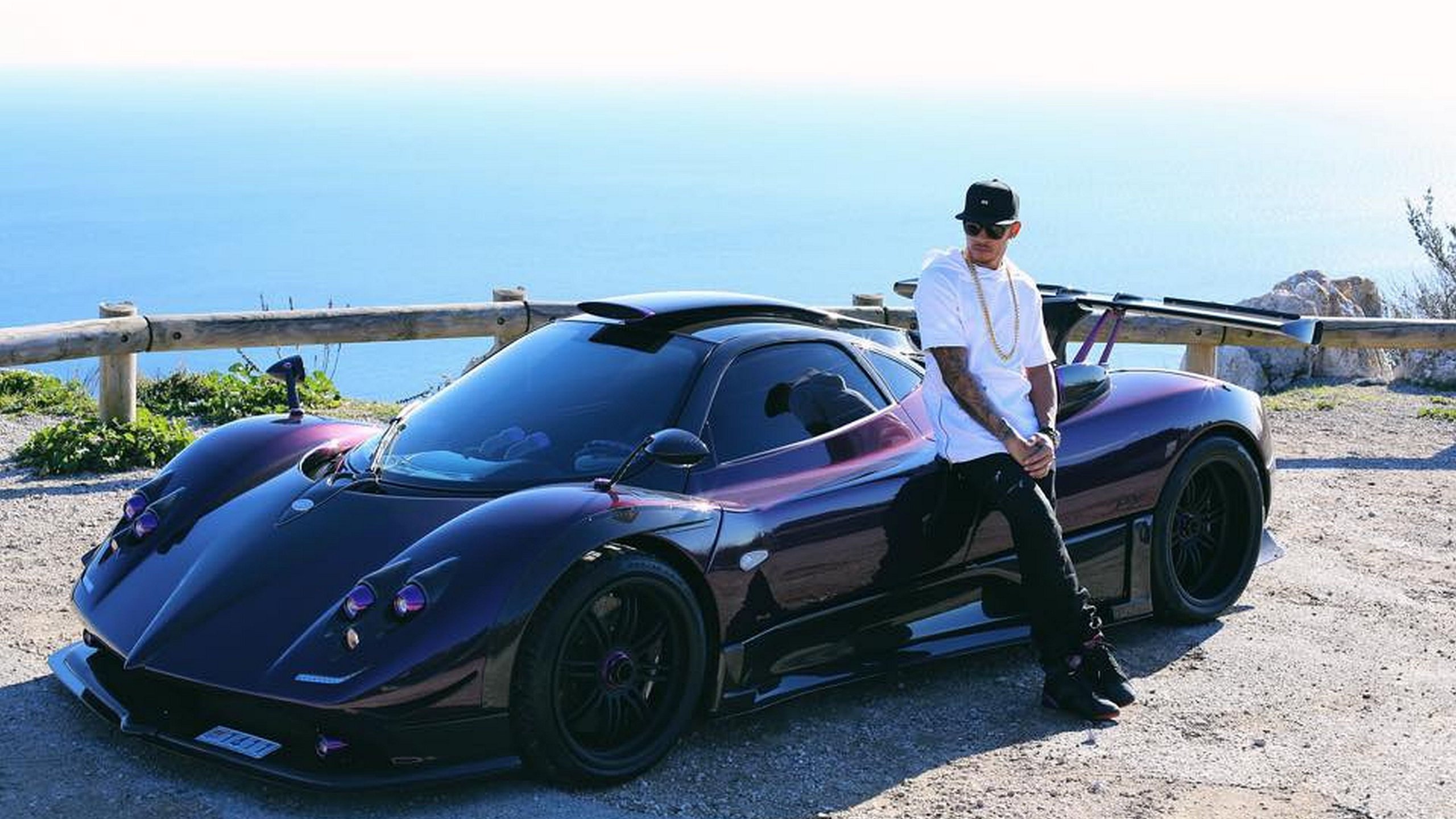 Os sensacionais carros de Lewis Hamilton