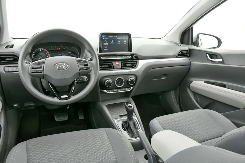 Hyundai HB20S Evolution Pack está de bom tamanho