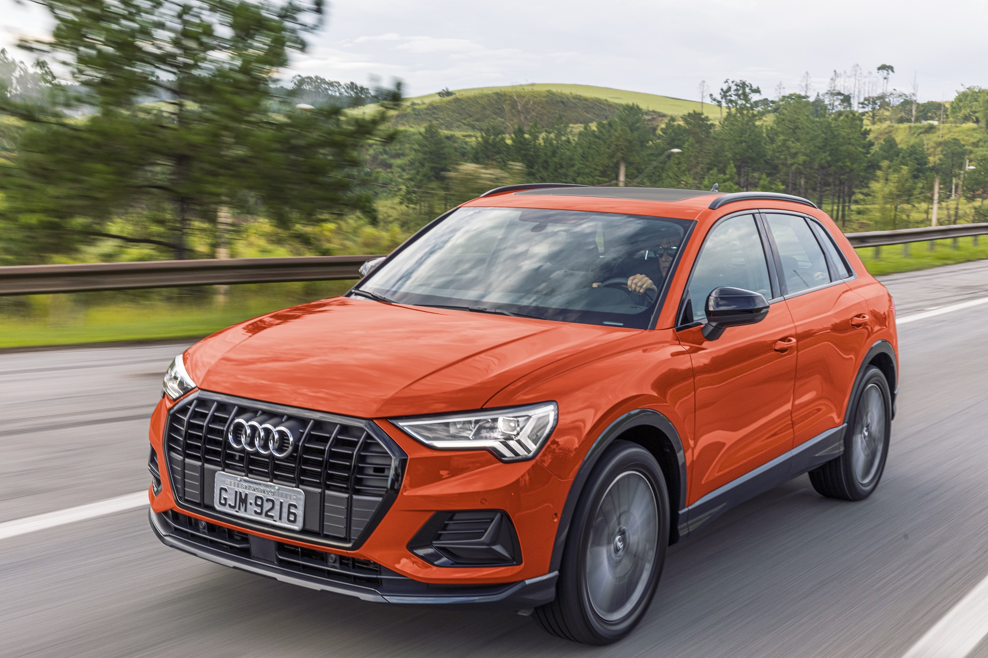 Audi Q3 x BMW X1: SUVs premium de entrada