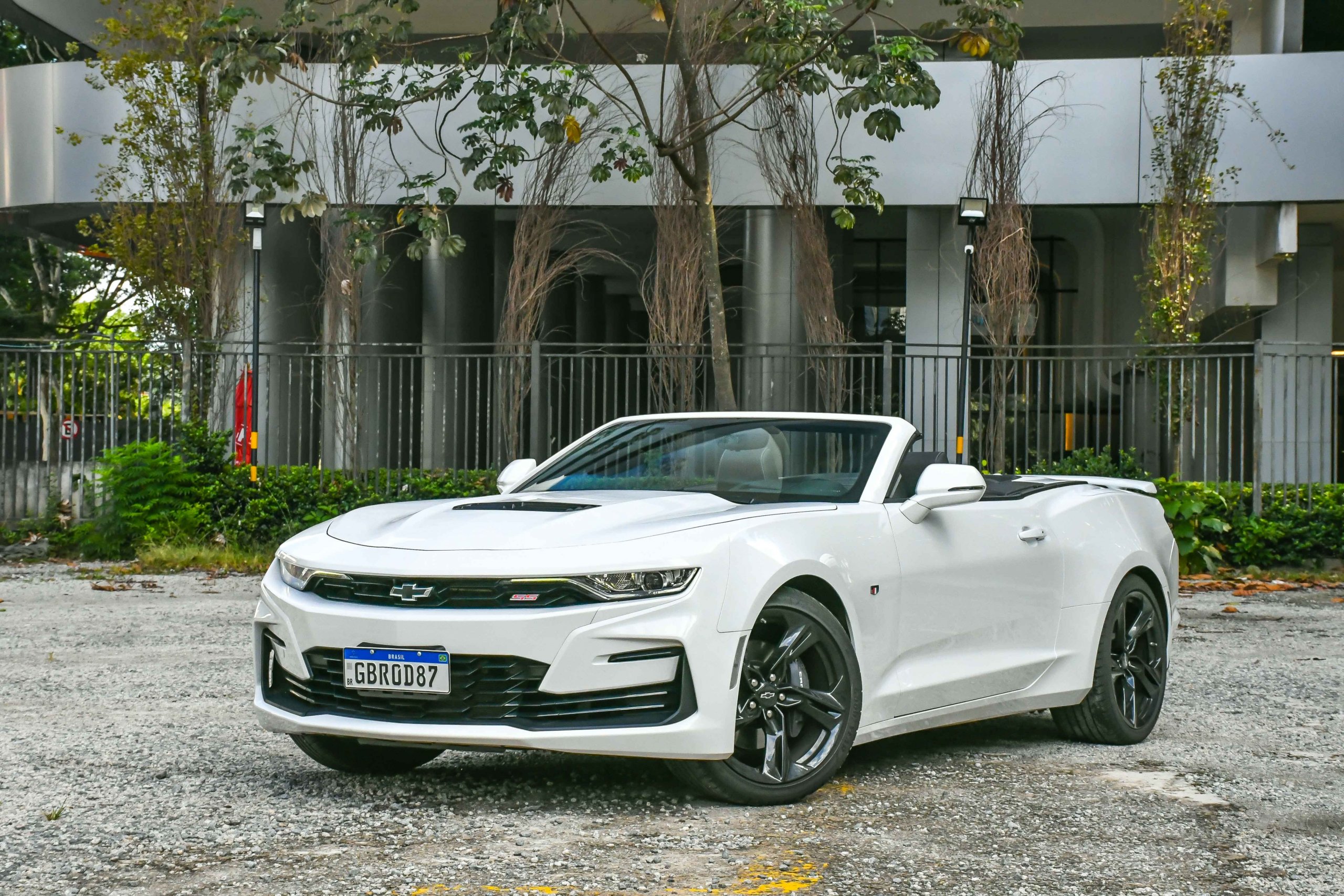 Camaro hoje é esportivo de luxo de R$ 451.300