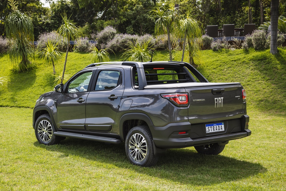 Fiat Strada Ranch é alternativa a sedãs e SUVs compactos?