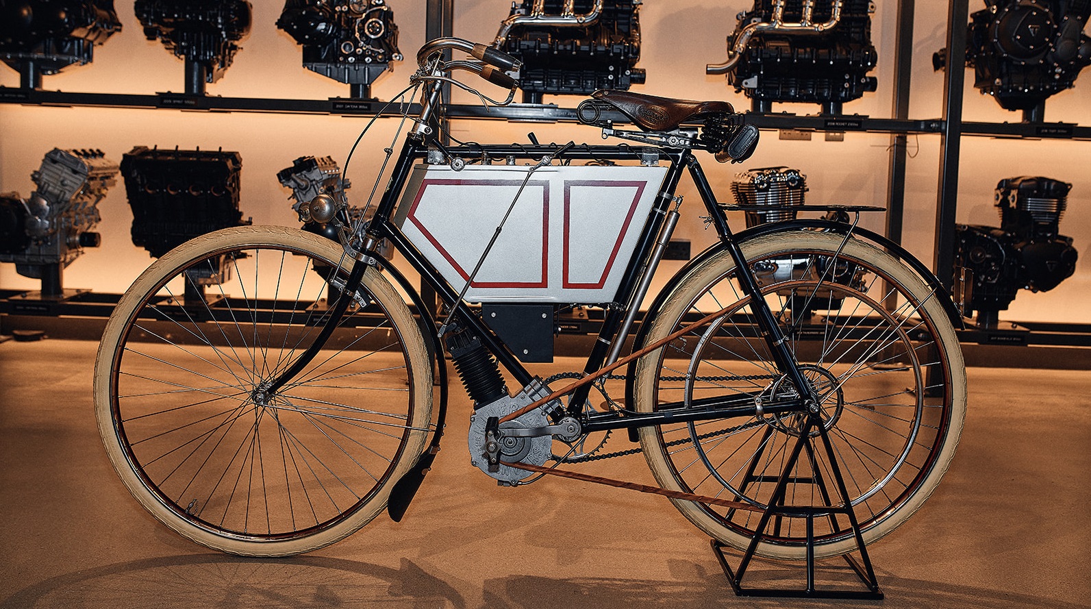 Triumph descobre seu primeiro protótipo, datado de 1901