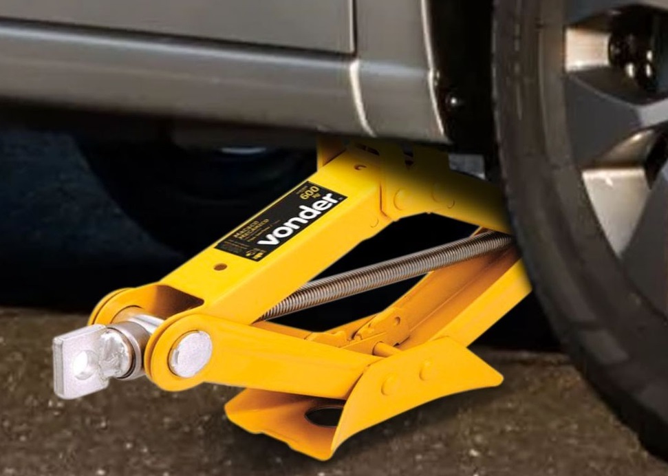 Macacos de carro: veja o passo a passo de como usar