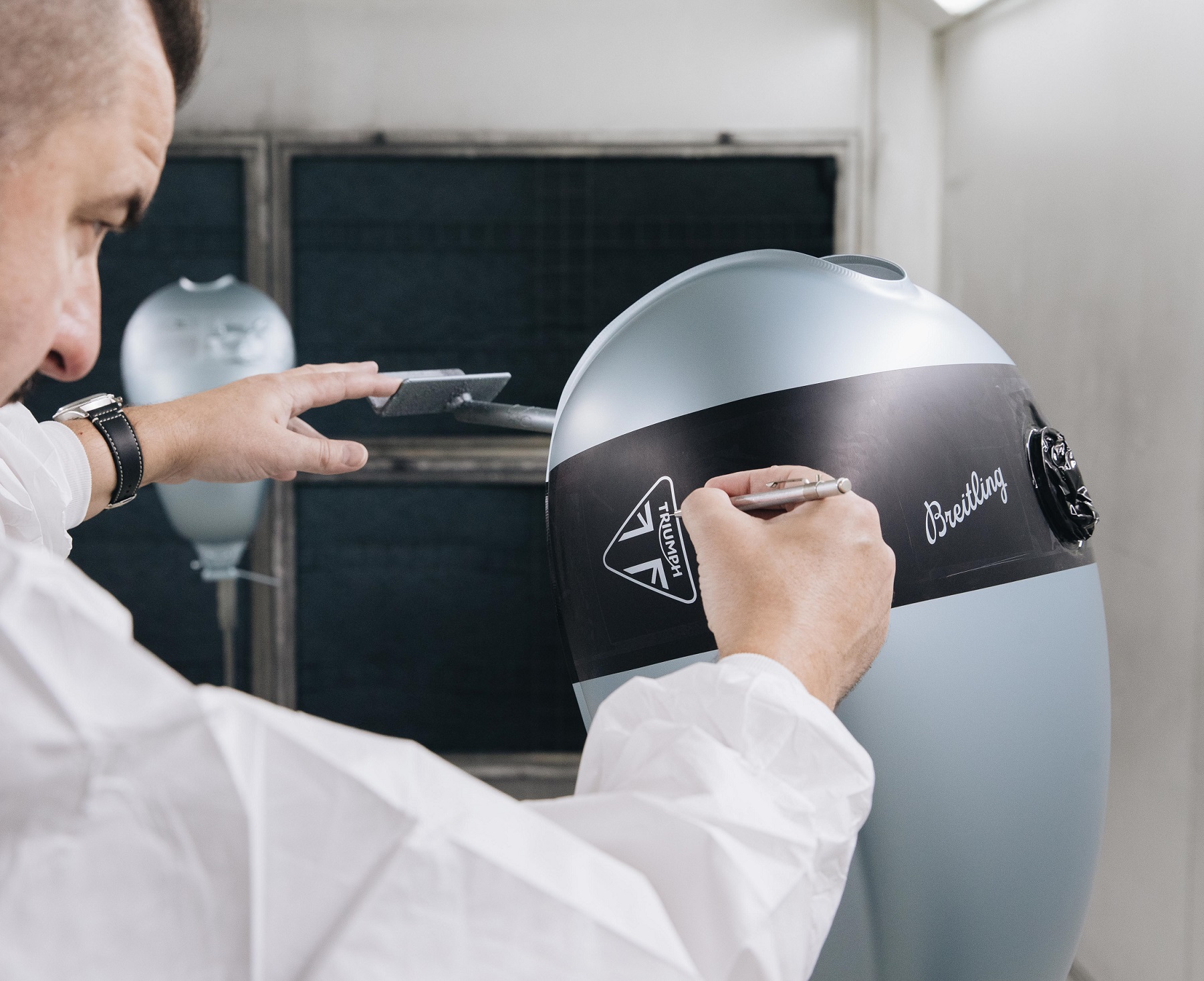 Triumph Speed Twin ganha série especial limitada a 270 unidades