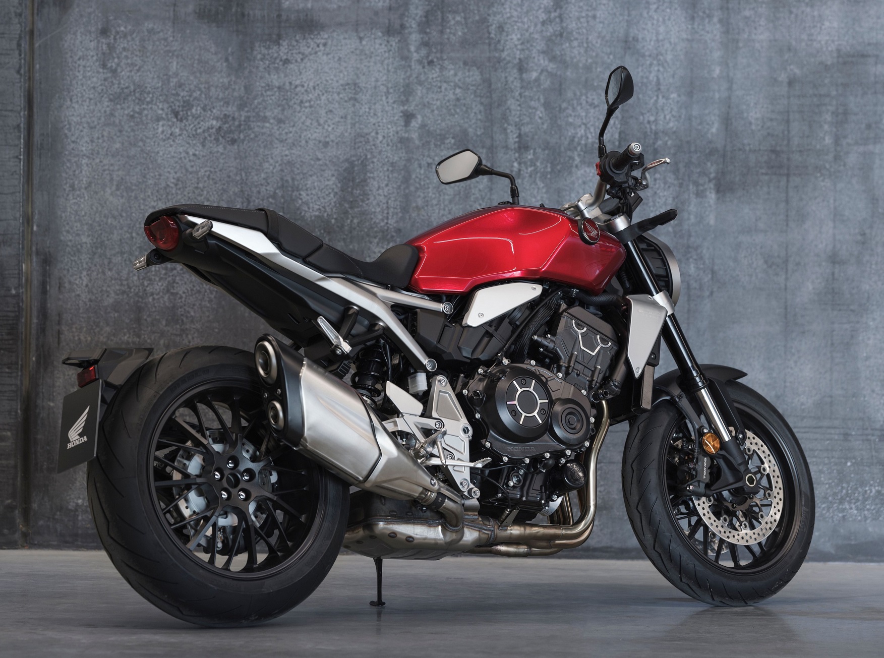 Moto Honda CB 1000R tem nova versão na linha 2022