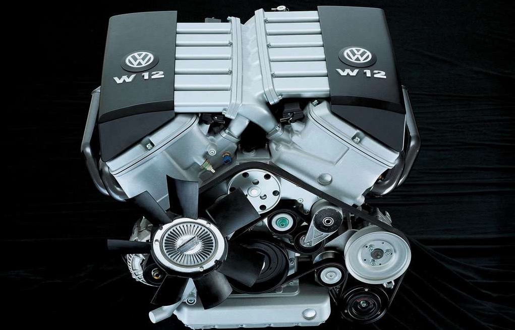 W12: 20 anos do recorde do supercarro da Volkswagen