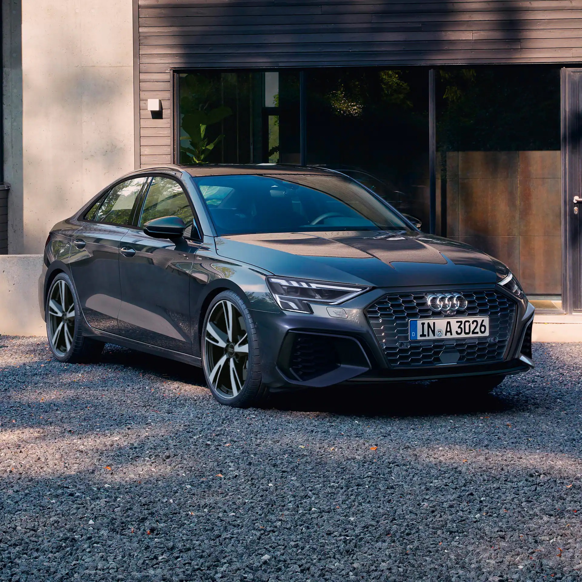 Volkswagen Jetta está sozinho ou tem rivais no segmento?