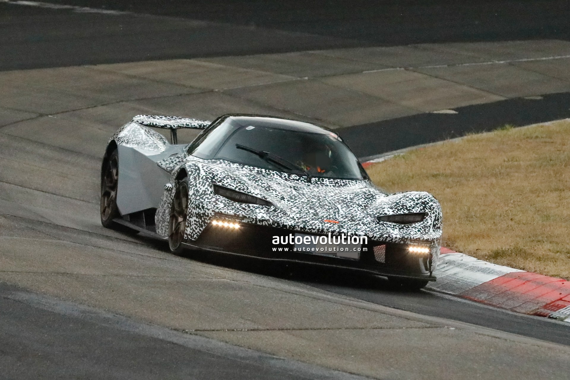 Ktm X Bow Gtx 2023 Surge Camuflado Em Nürburgring
