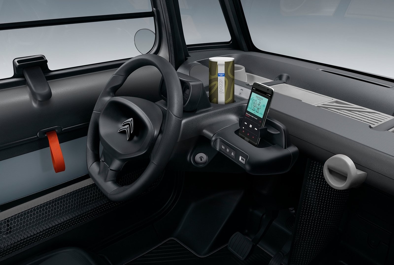 Citroën Ami faz primeira aparição no Brasil