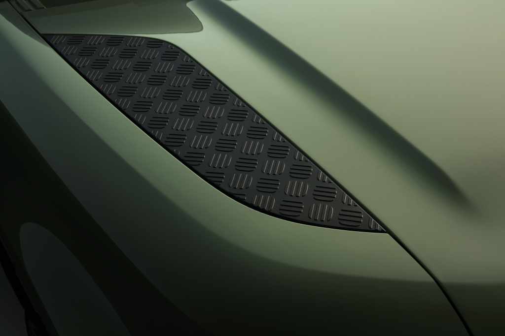 Land Rover Defender celebra 75 anos com série especial