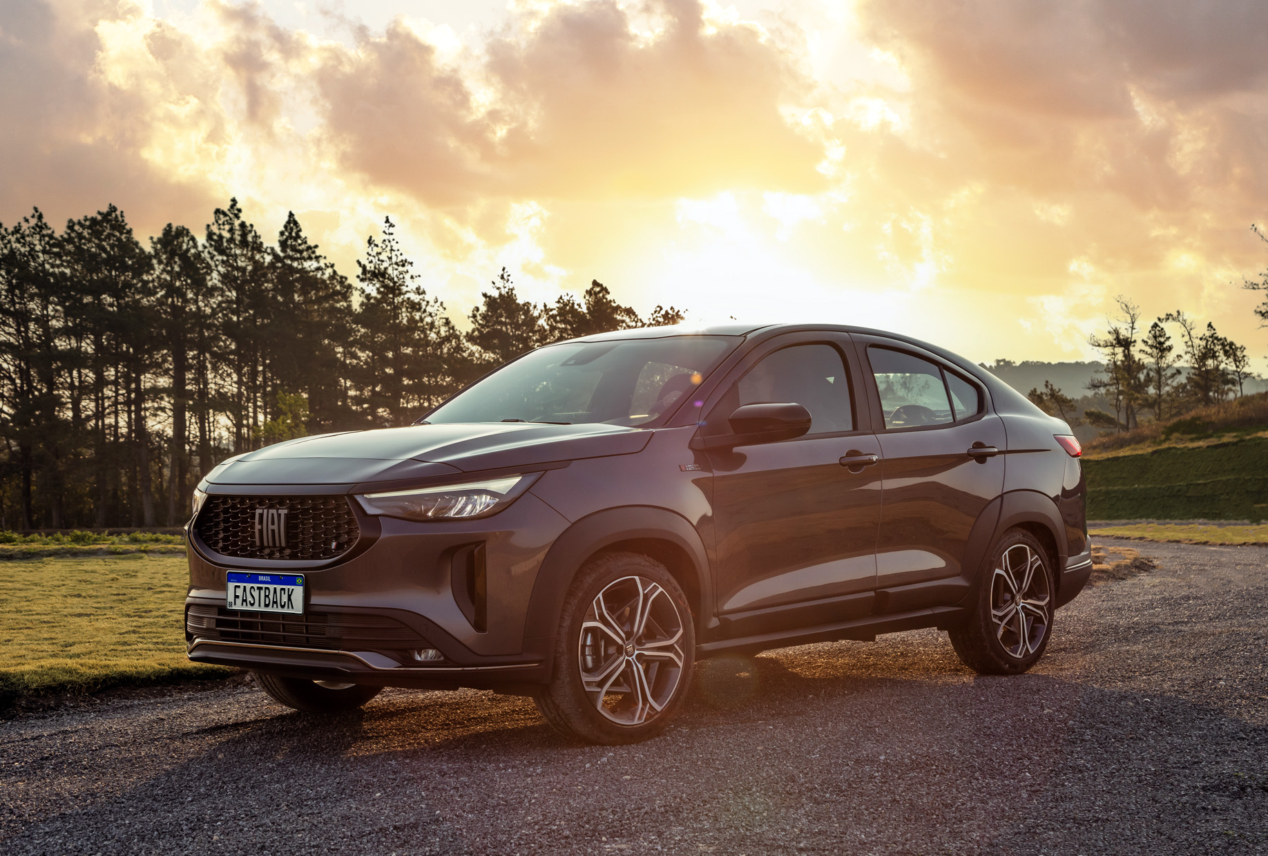 Fiat Fastback tem reajuste e parte de R$ 131.490