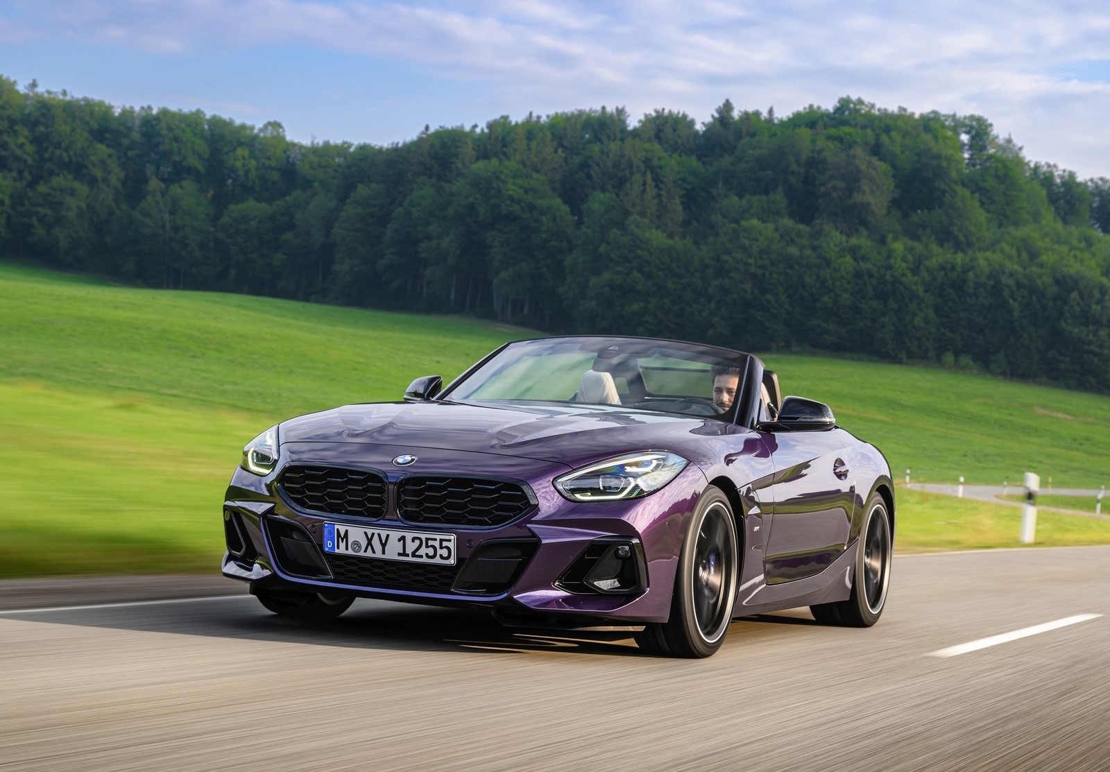 BMW atualiza o Z4 Roadster com detalhes da série M