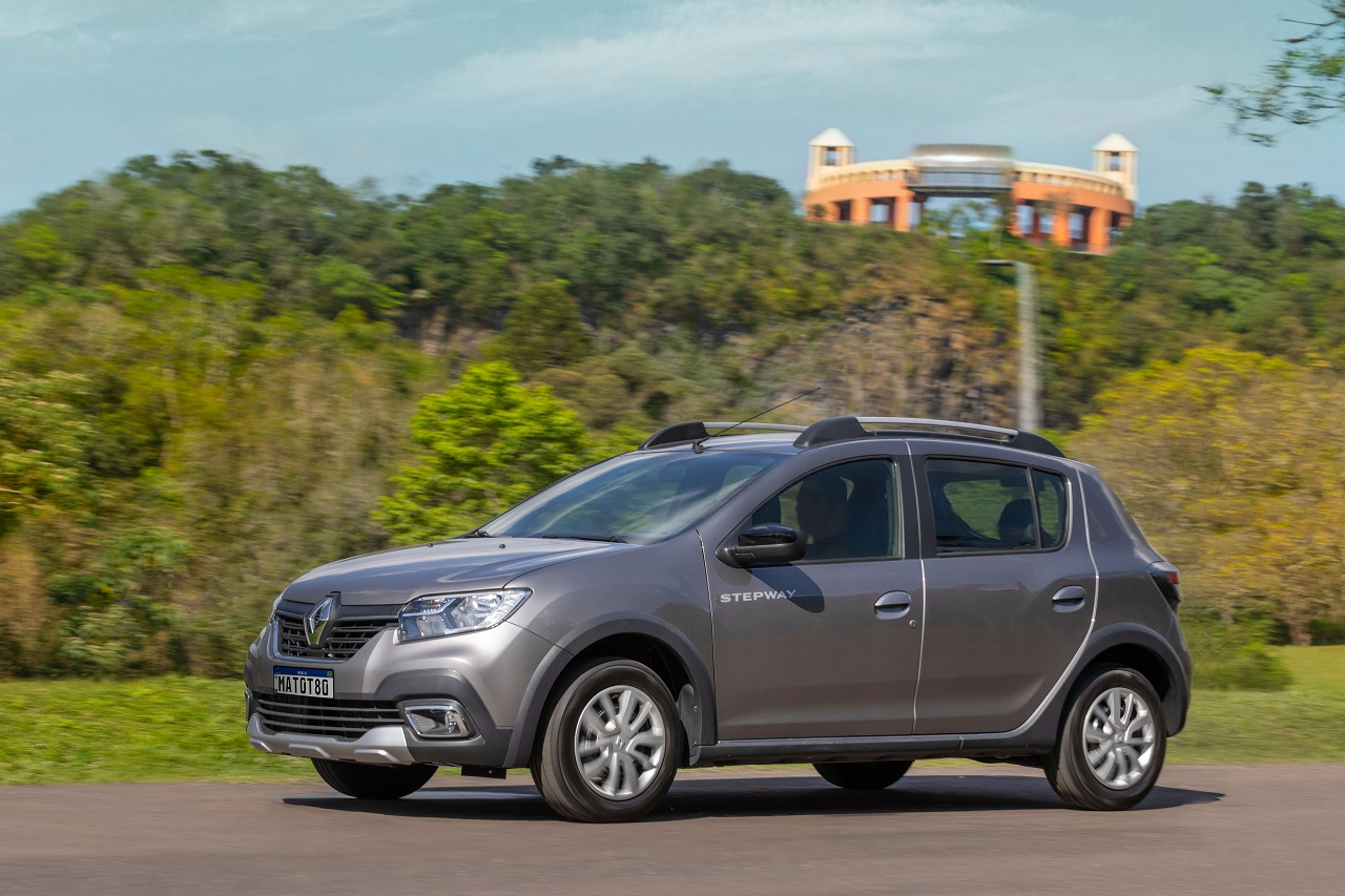 Renault lança aventureiro Stepway com motor 1.0