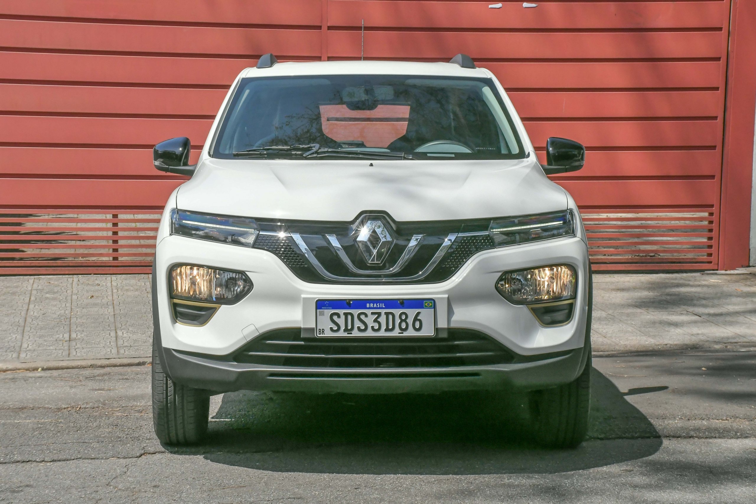 Kwid tem reajuste, mas ainda é o carro mais barato